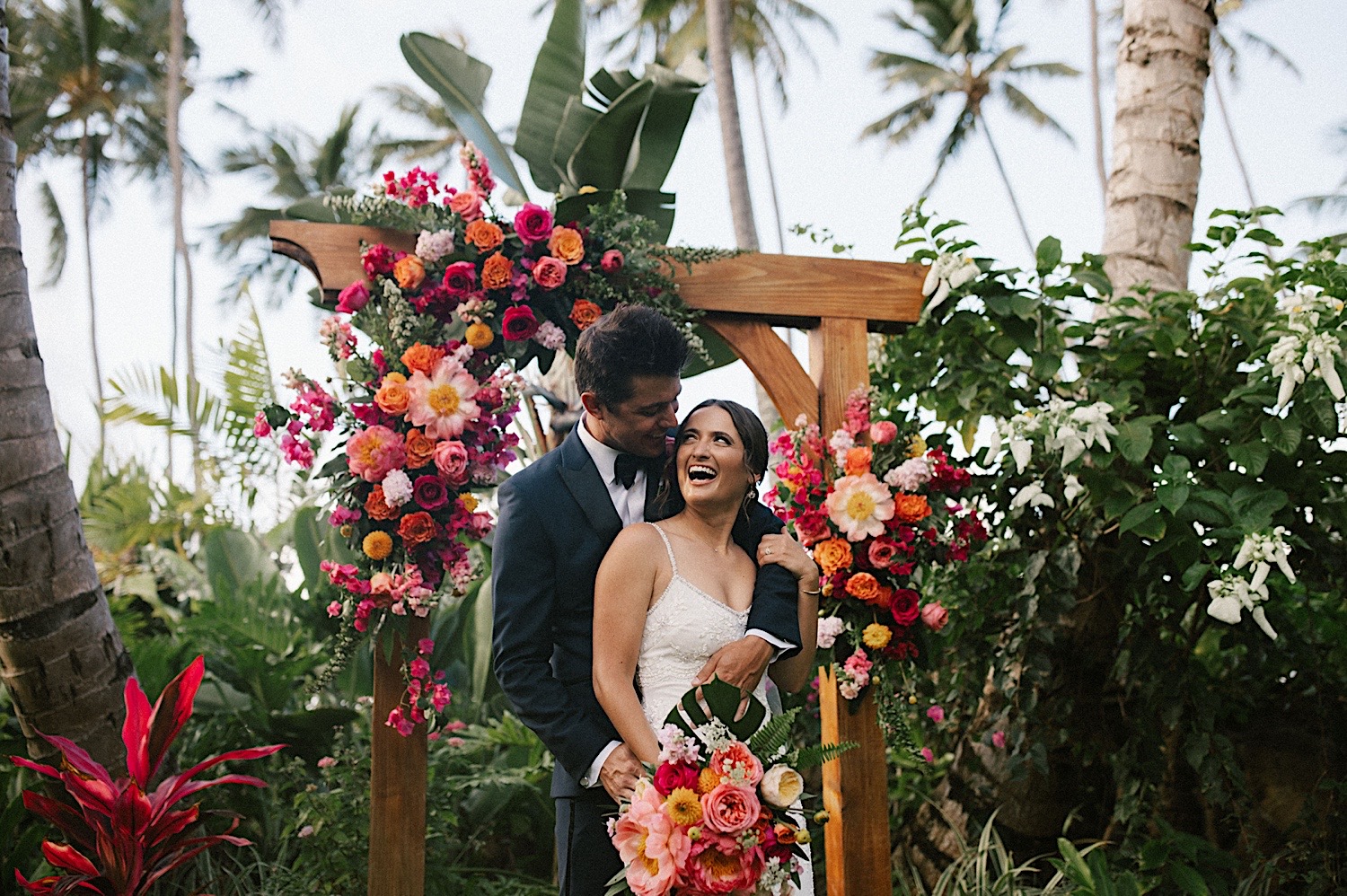 My Top 5 Intimate Wedding Venues on Oahu - Mersadi Olson Wedding ...