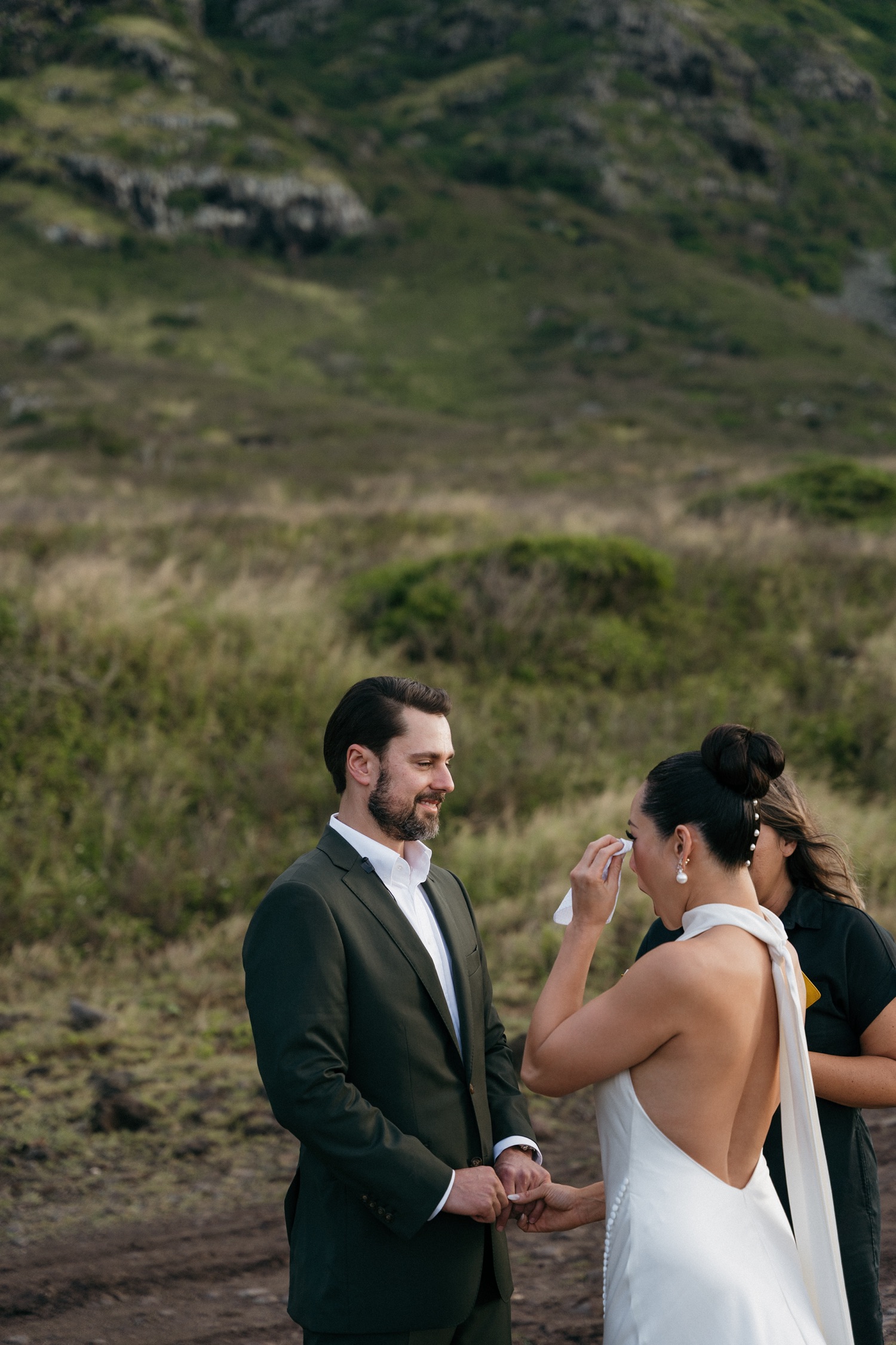 Intimate Cliffside Elopement on Oahu | Sarah + Jay - Mersadi Olson Wedding Photography